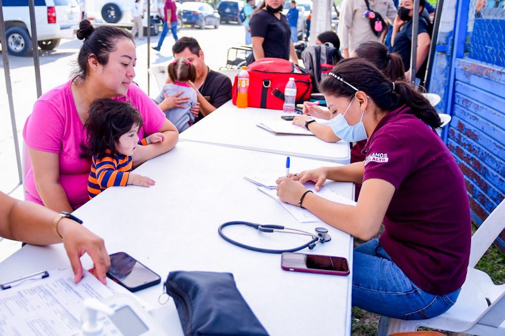 Atenderá DIF Reynosa a familias de la Colonia Margarita Maza de Juárez – DIF Reynosa 2024 – 2027